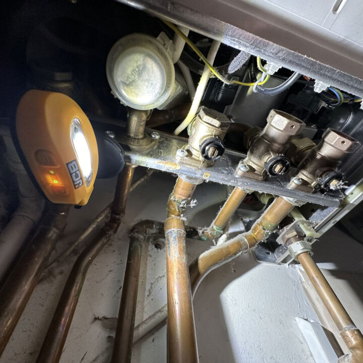 JCB XTRA HEAD TORCH - 260 Lumen, Detachable & Mountable